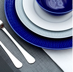 DIY DECORATED CHARGER PLATES | Sewpapilla