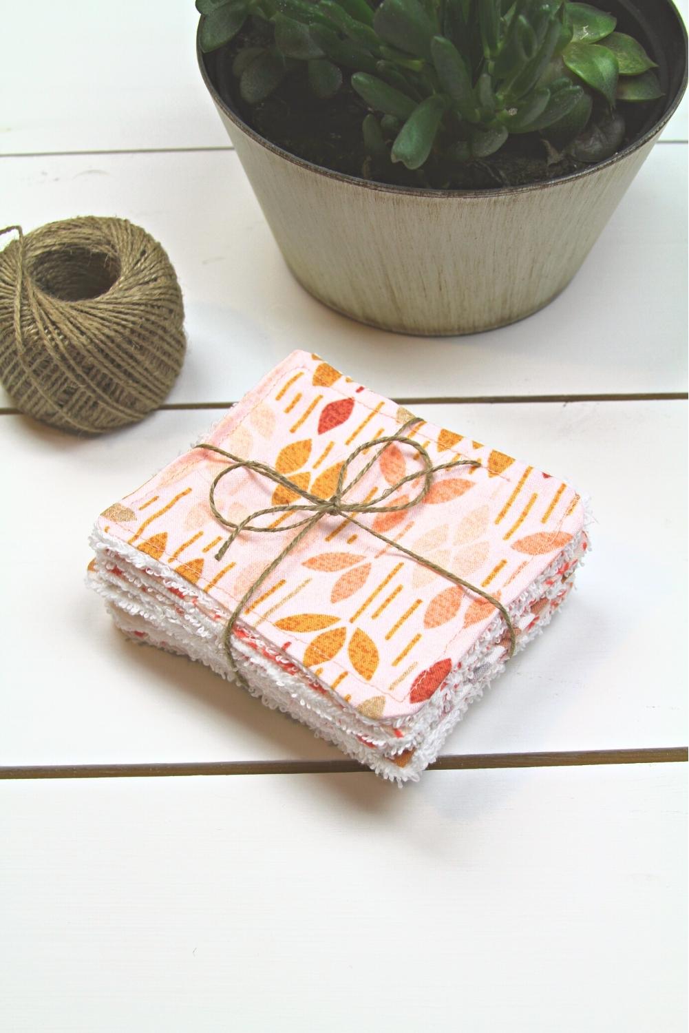 MAKE REUSABLE CLOTH FACE WIPES | Sewpapilla